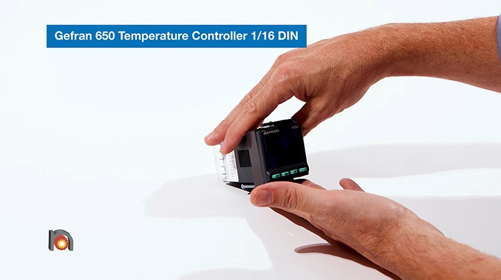 Gefran 650 PID Temperature Controller 1/16 DIN